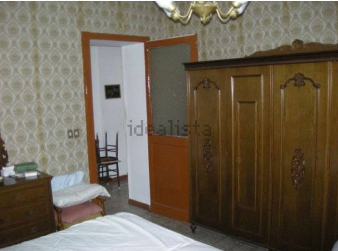 Trilocale via Roma 151, Anoia Inferiore, Anoia