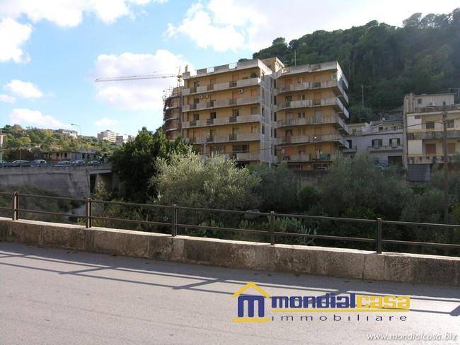 Garage - Box in Vendita