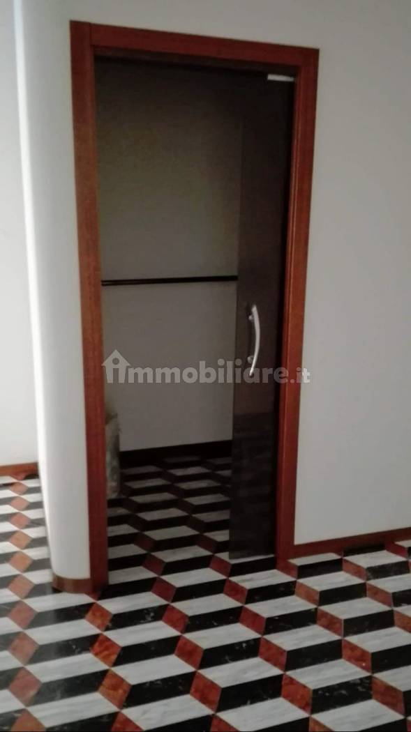 Appartamento via Benedetto Croce 44, Centro, Gela
