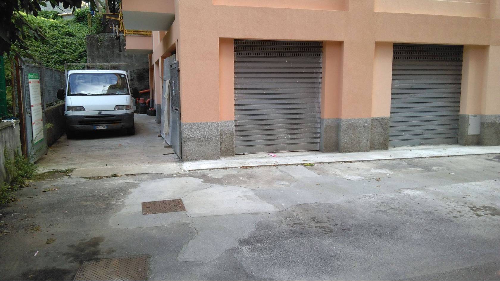 Locale commerciale in Vendita