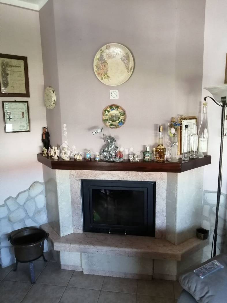 Quadrilocale viale V  Lotti Snc, Centro, Magliano Sabina