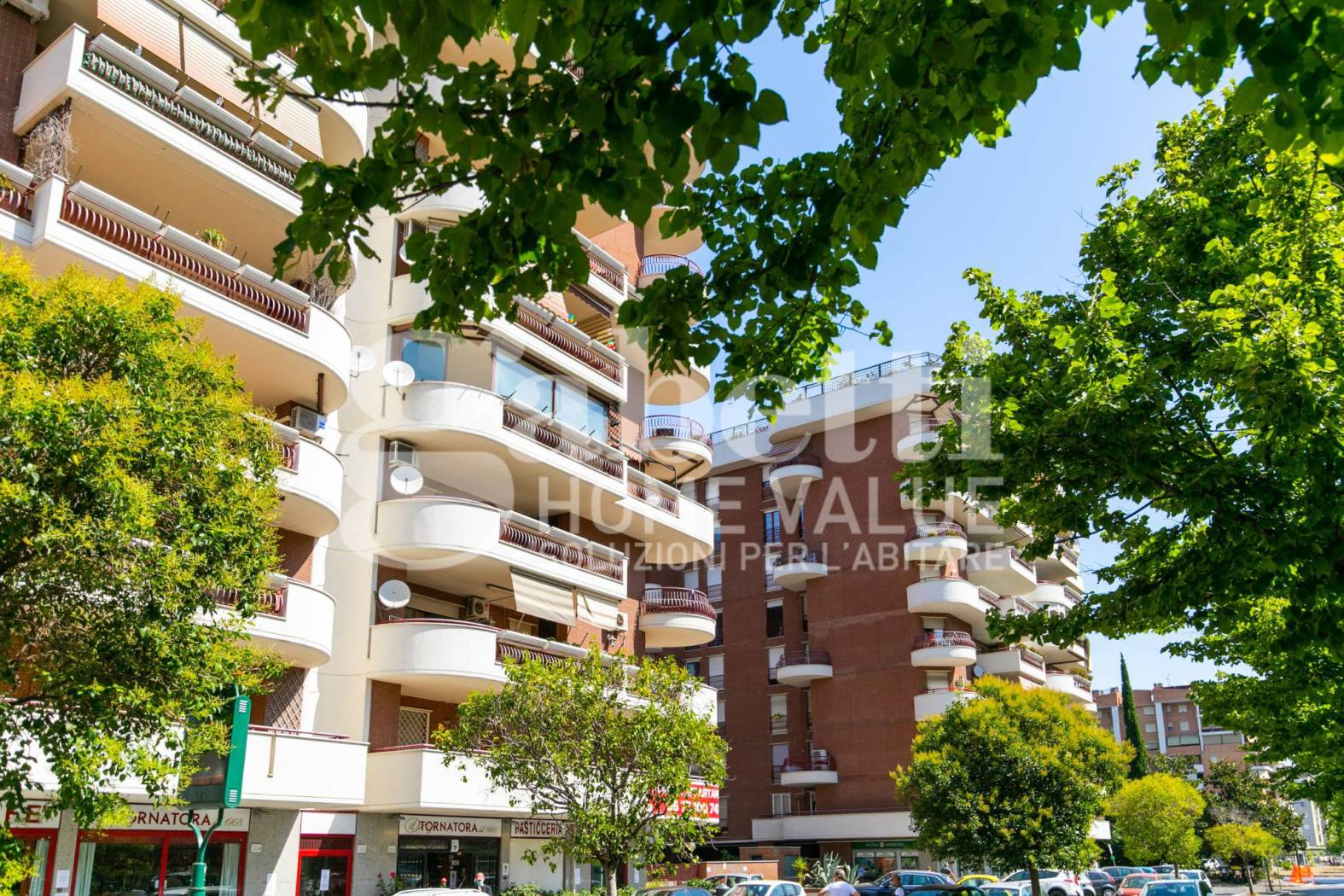 Quadrilocale viale della Grande Muraglia, Torrino, Roma