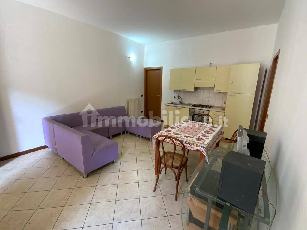 Quadrilocale via Gaspare Landi 13, Centro Storico, Piacenza