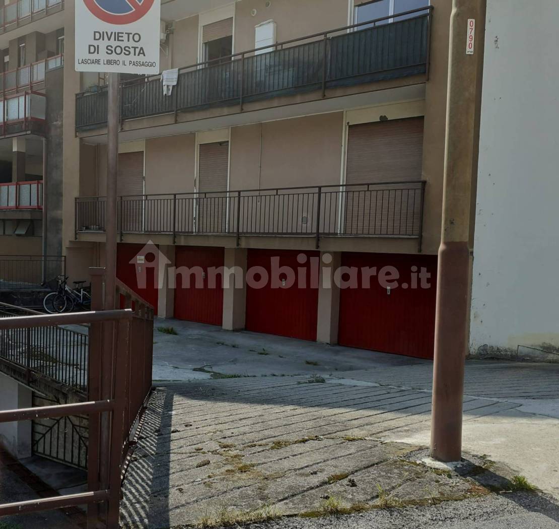 Garage - Box in Vendita