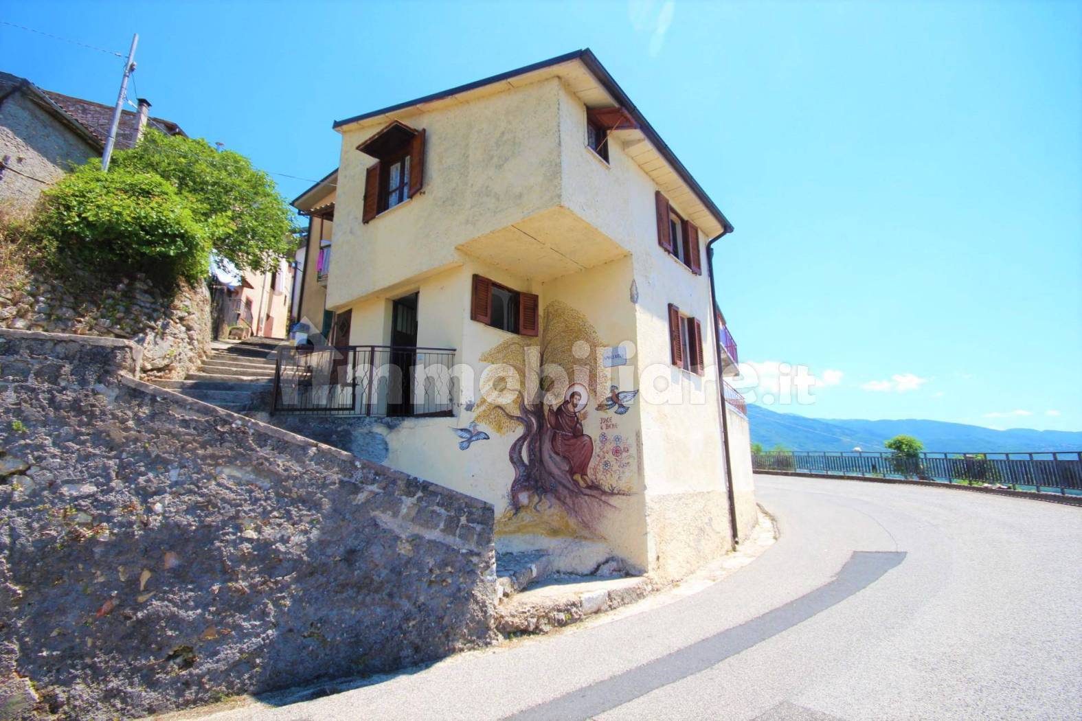 Bilocale da ristrutturare, piano terra, Apoleggia, Rivodutri