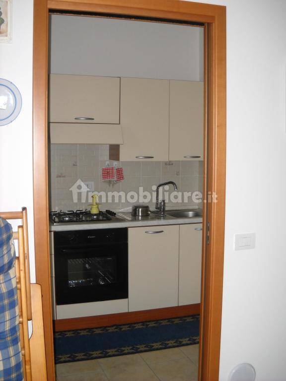 Quadrilocale via Lazio 5, Cupra Marittima