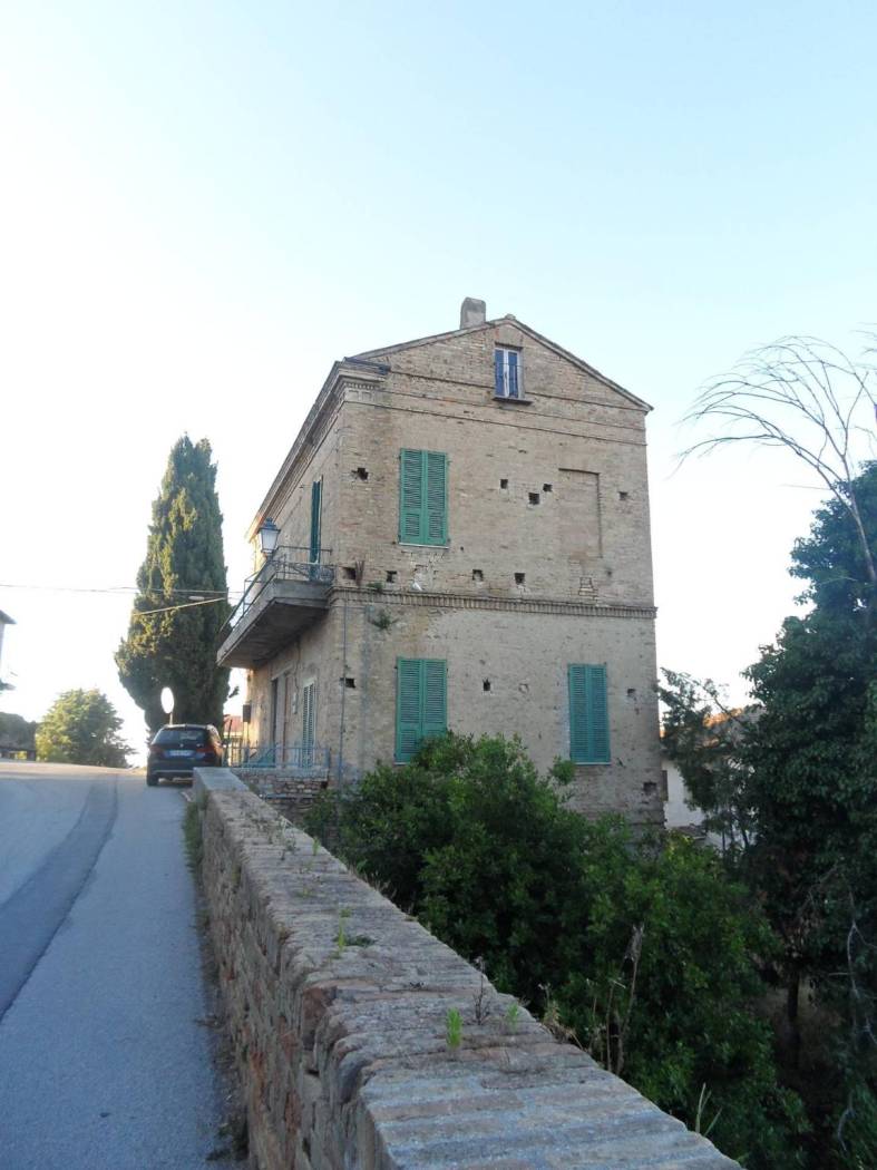 Appartamento via XX Settembre, Colonnella