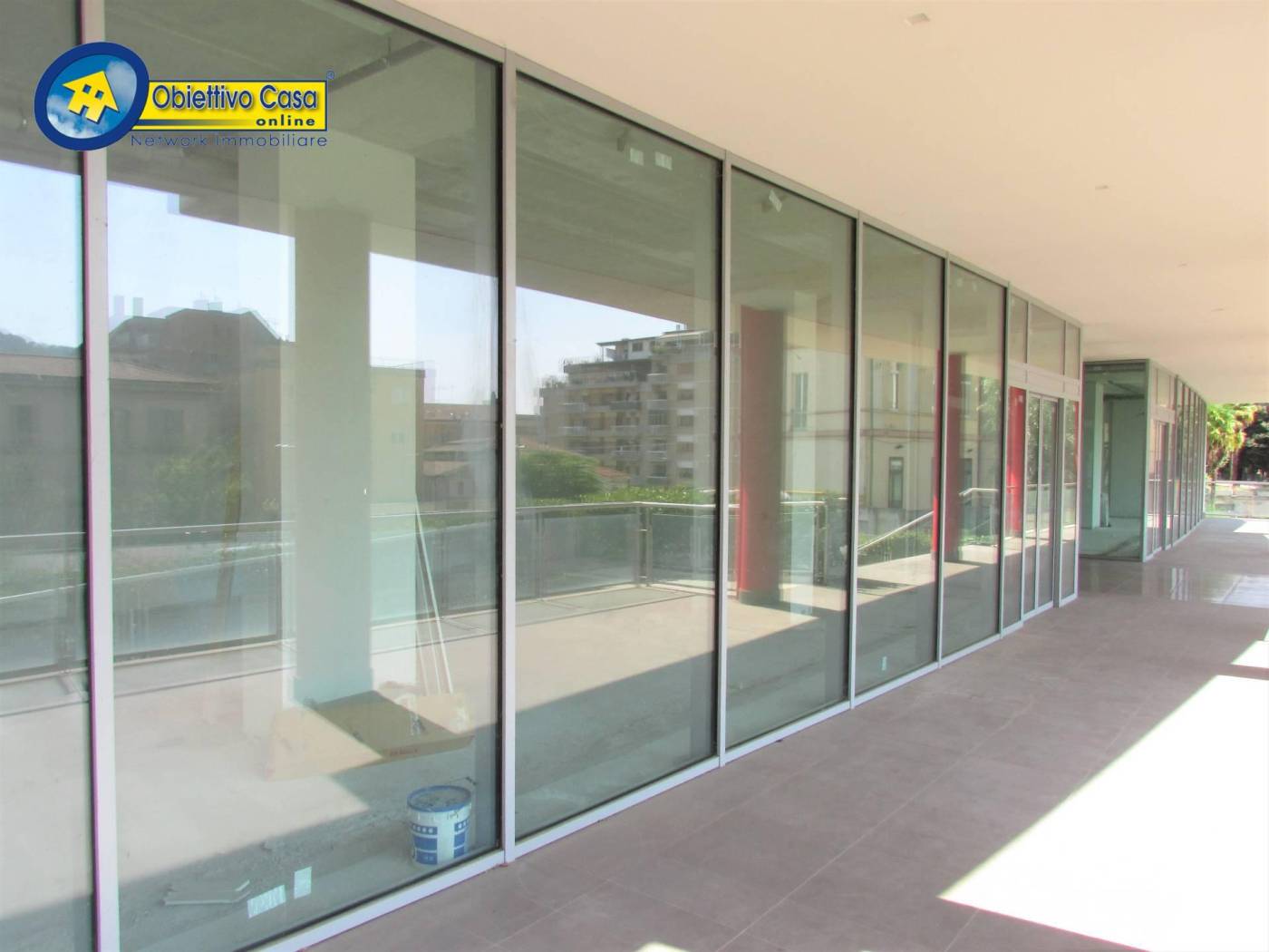 Locale commerciale in Vendita