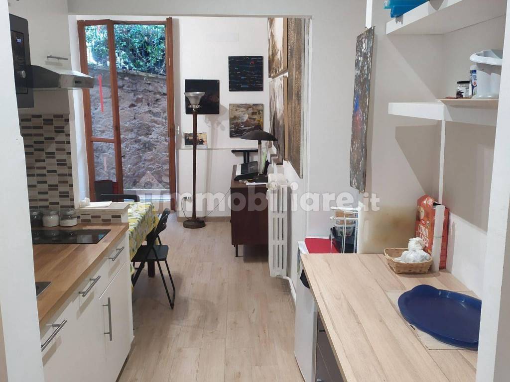 Rent Apartment Rome. 2-room flat in via del Vascello 6. Excellent ...