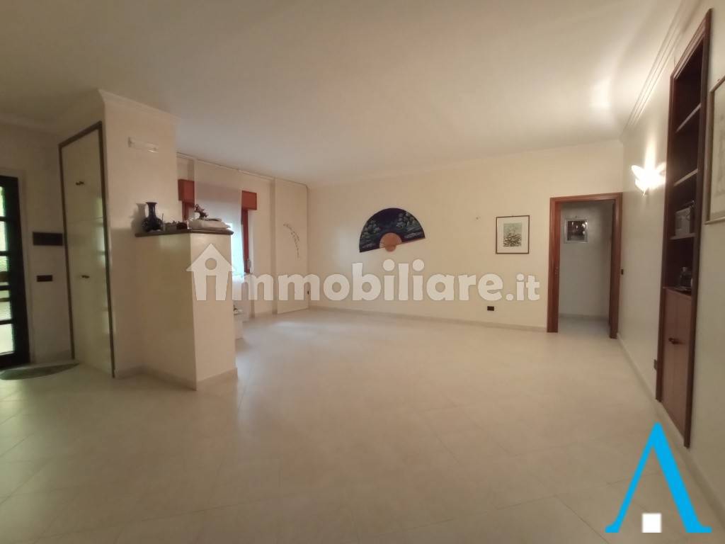 Quadrilocale via Santa Chiara 69, San Giovanni Rotondo