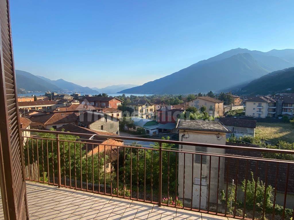 Bilocale largo Rosa Gamba, Gravedona, Gravedona ed Uniti