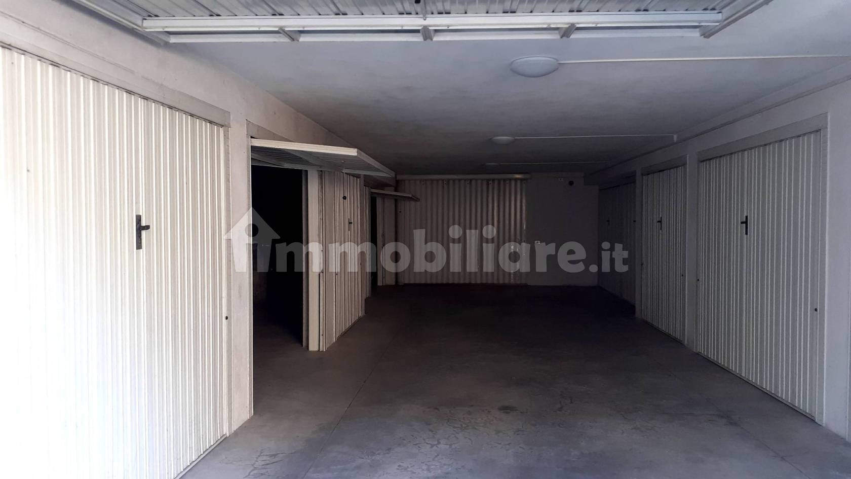 Garage - Box in Vendita