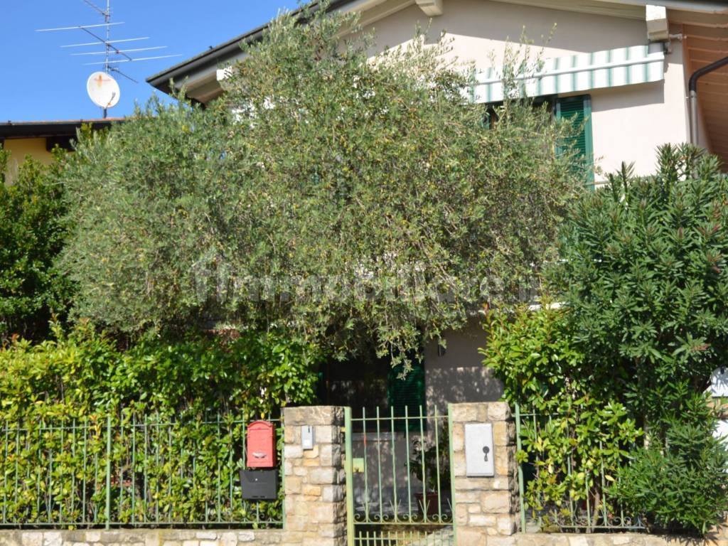Vendita Villa a schiera in via dei Ronchi 41 Capriano del Colle. Ottimo ...