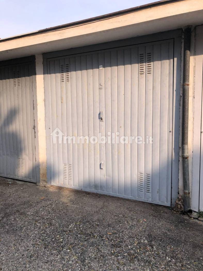 Garage - Box in Vendita