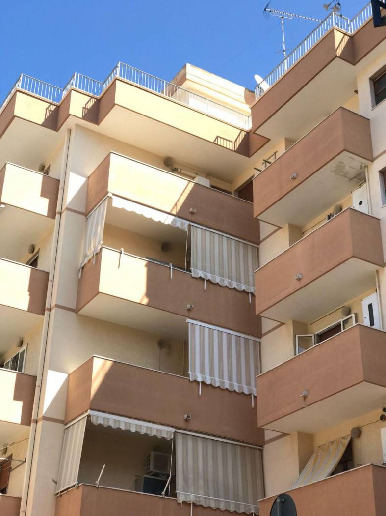 Bilocale via Zacometti, Centro, Massafra