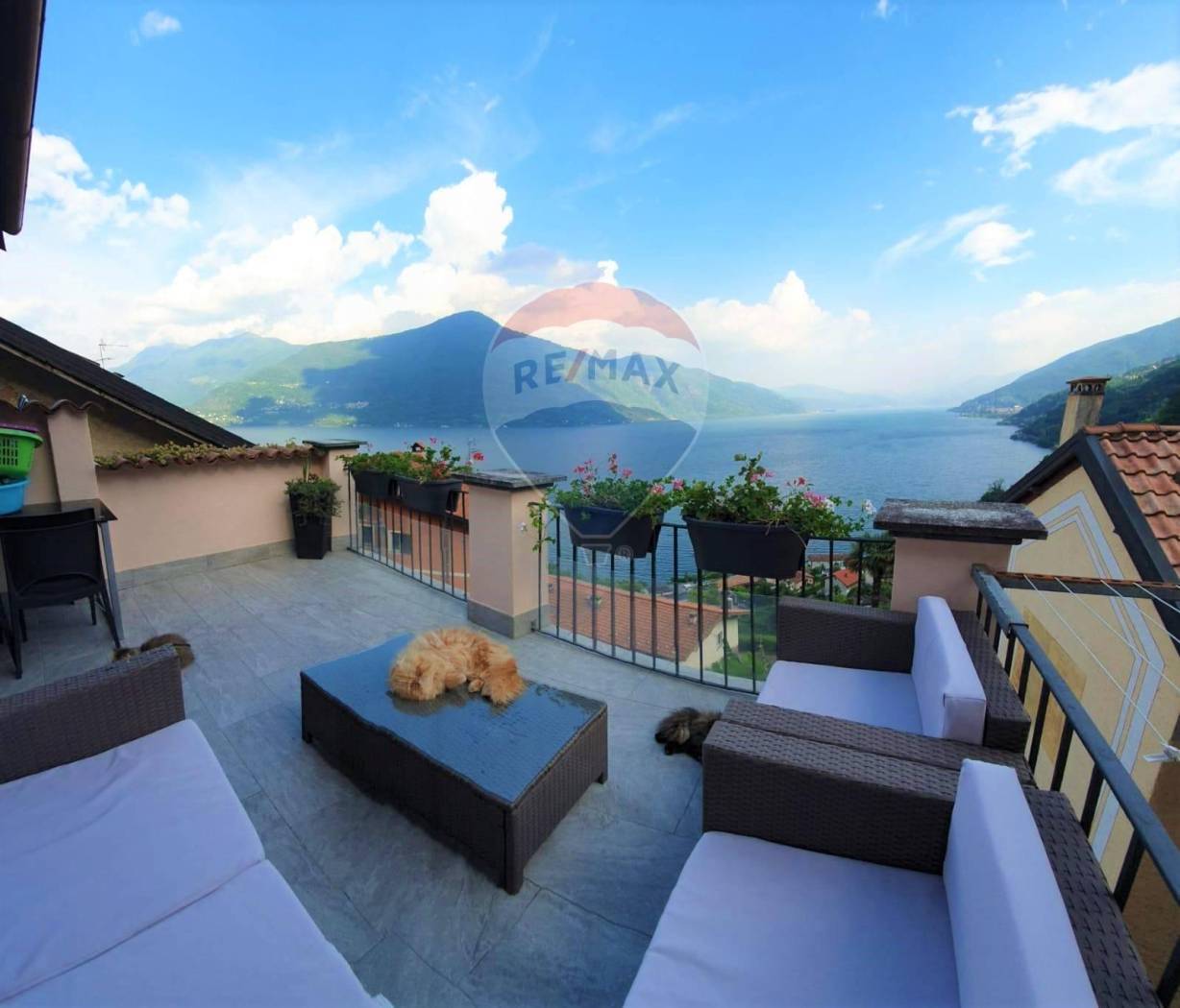 Appartamento buono stato, secondo piano, San Bartolomeo, Cannobio