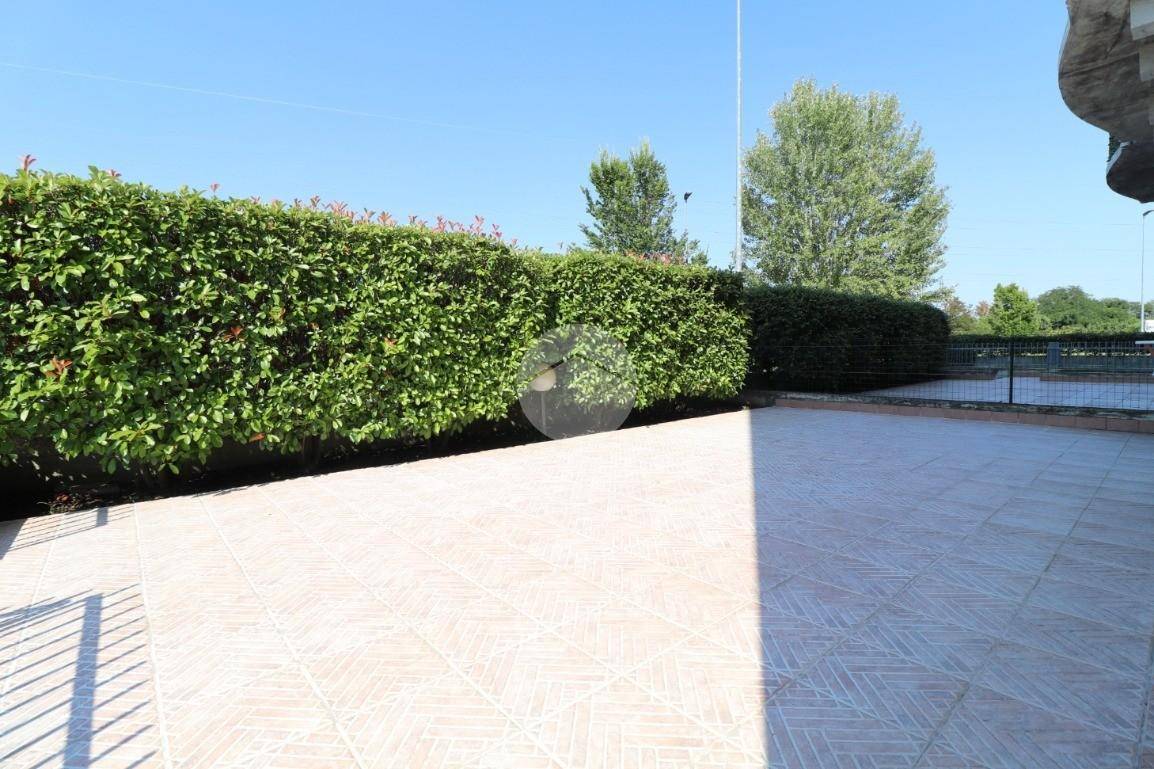 Trilocale buono stato, piano terra, Cittadella - Colle Aperto, Mantova