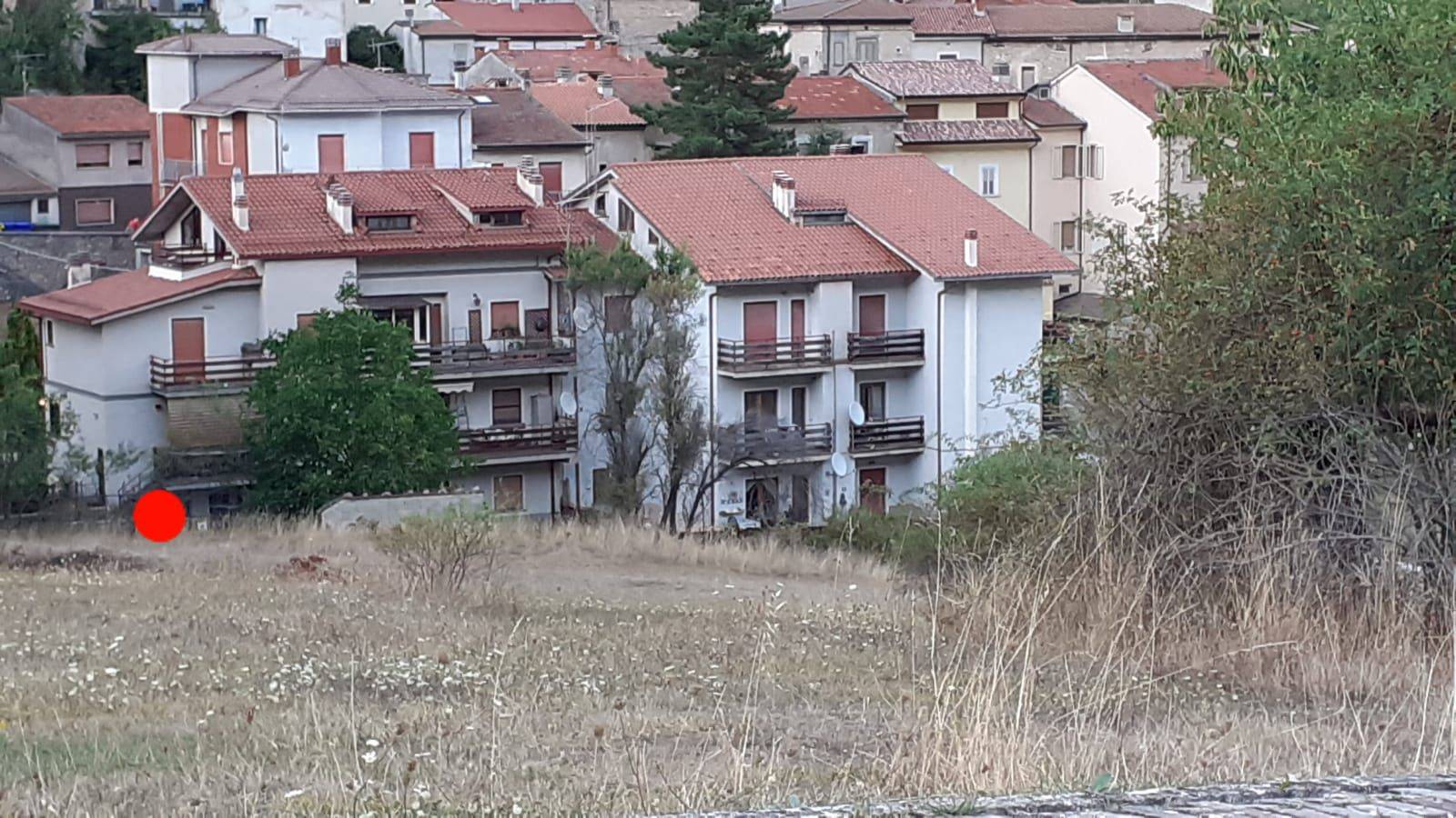 Bilocale via Giuseppe Caranf, Villalago