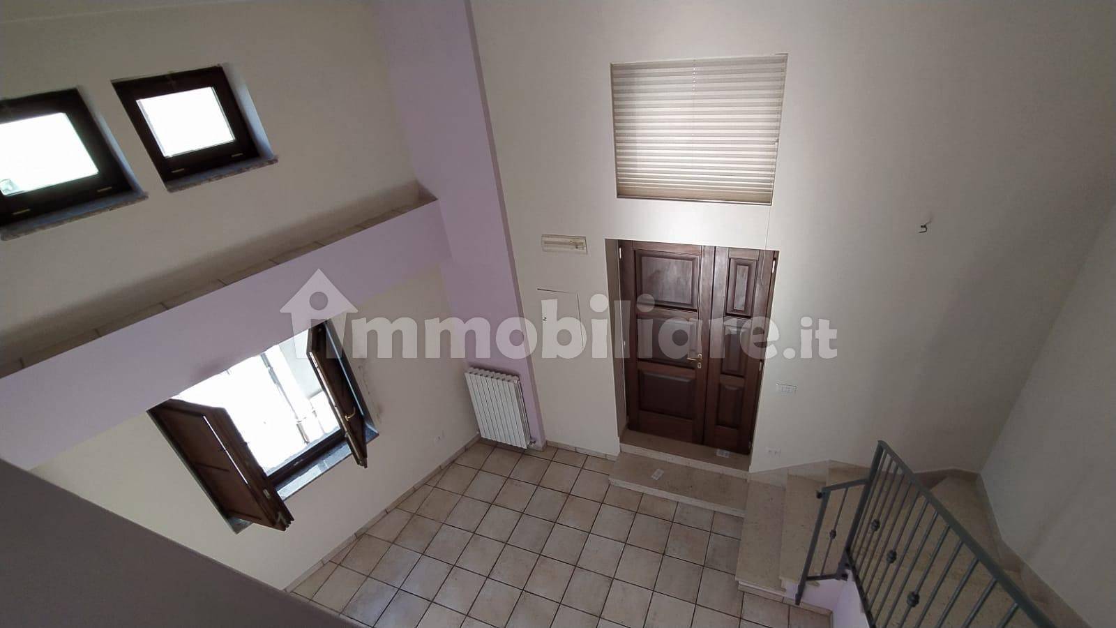 Bilocale piazza Emanuele Gianturco 9, Centro, Avigliano