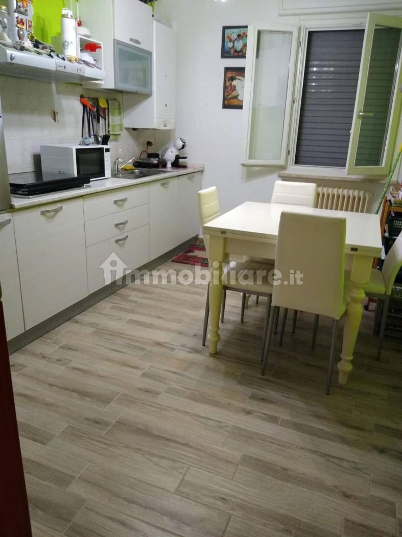 Quadrilocale via Guglielmo Marconi 381, Centro, Polesella