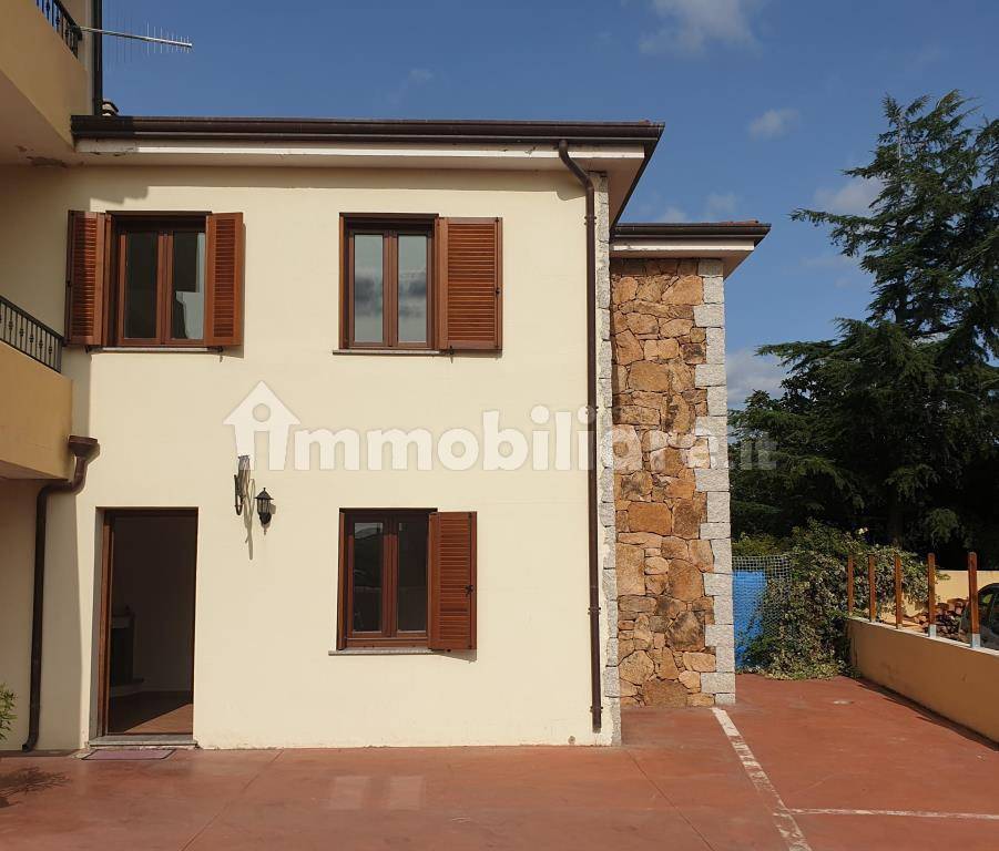 Appartamento via Vittorio Veneto, Centro, Posada