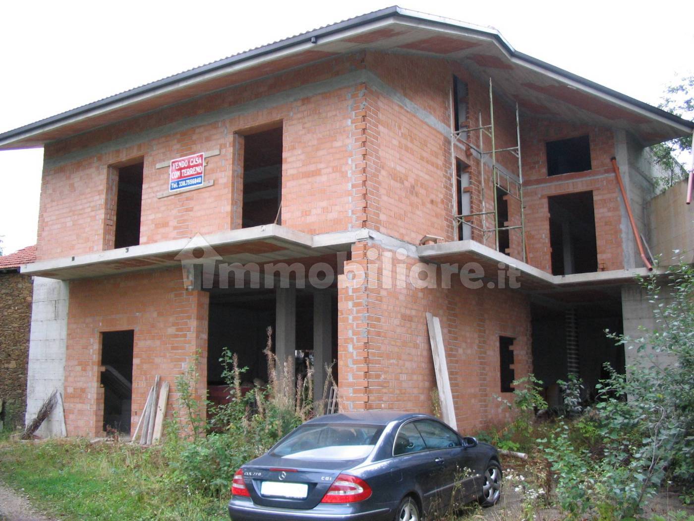 Villa bifamiliare, nuova, 150 m², Busca