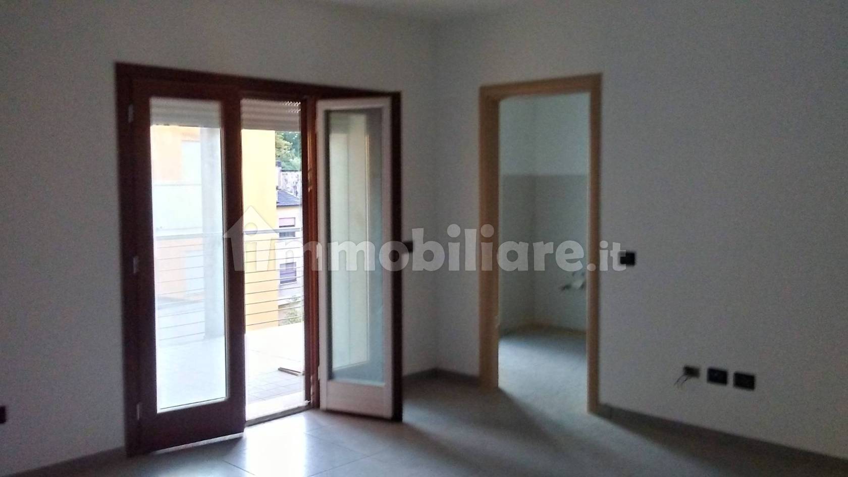 Appartamento viale America Latina, Centro, Frosinone