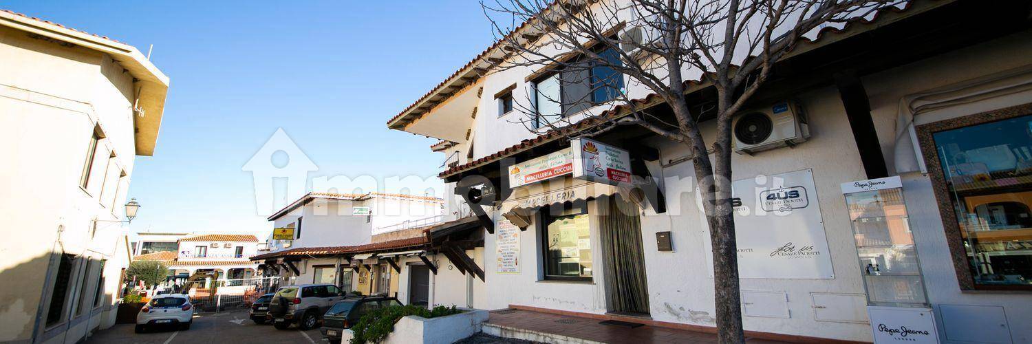 Locale commerciale in Vendita