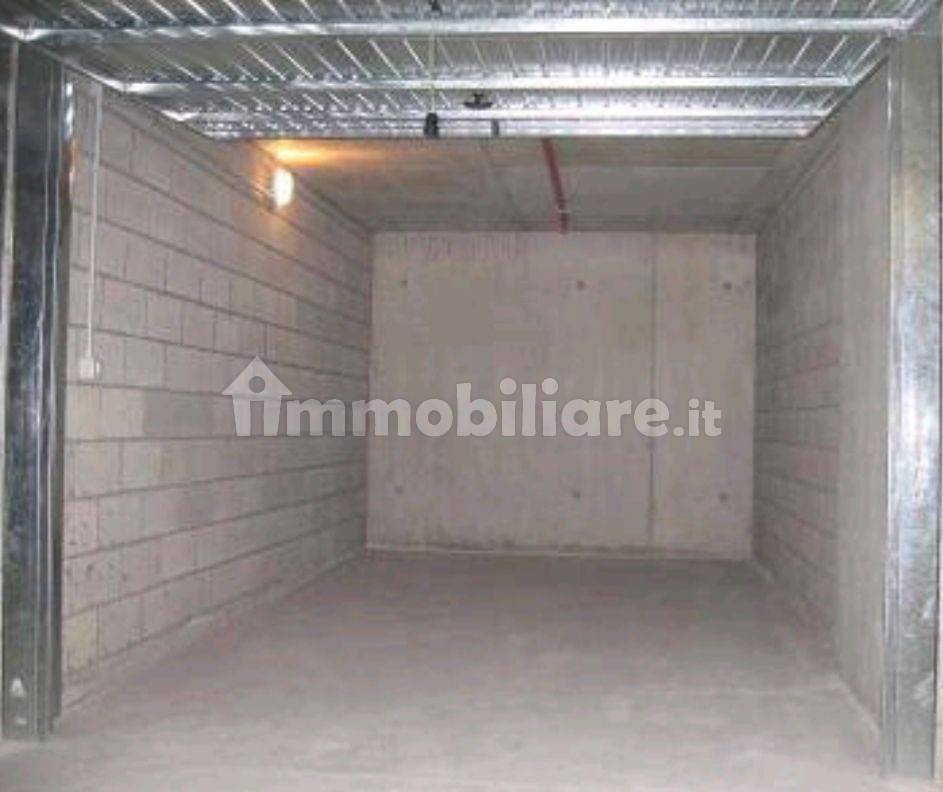 Garage - Box in Vendita