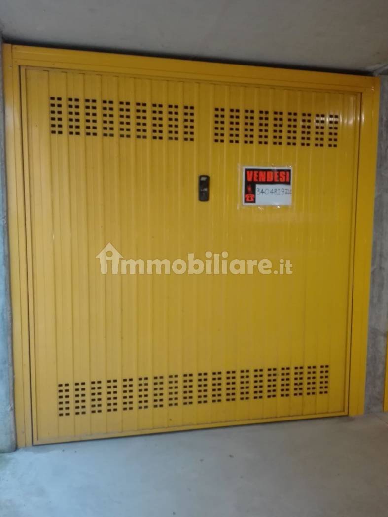 Garage - Box in Vendita