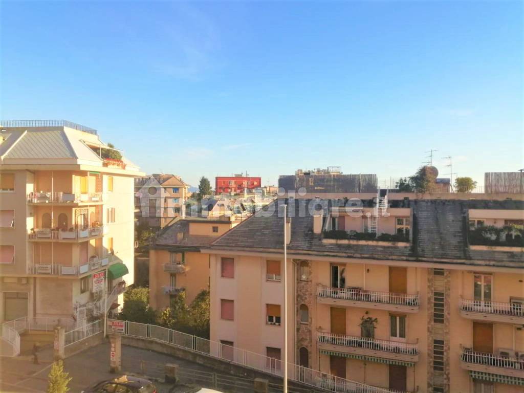 Vendita Appartamento in via Angelo Orsini 32. Genova. Da ristrutturare ...
