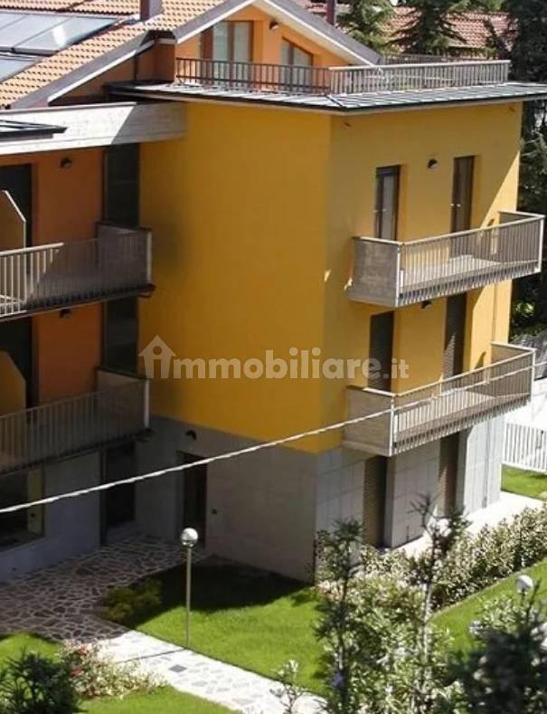 Garage - Box in Vendita