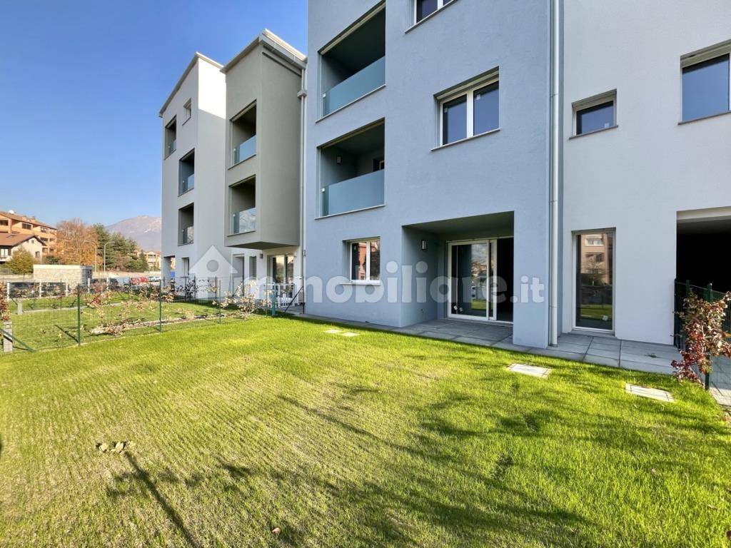 Quadrilocale via Alessandro Manzoni 8, Malgrate