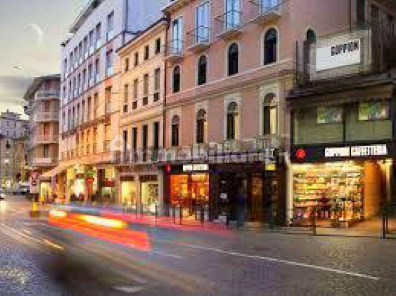 Locale commerciale in Vendita