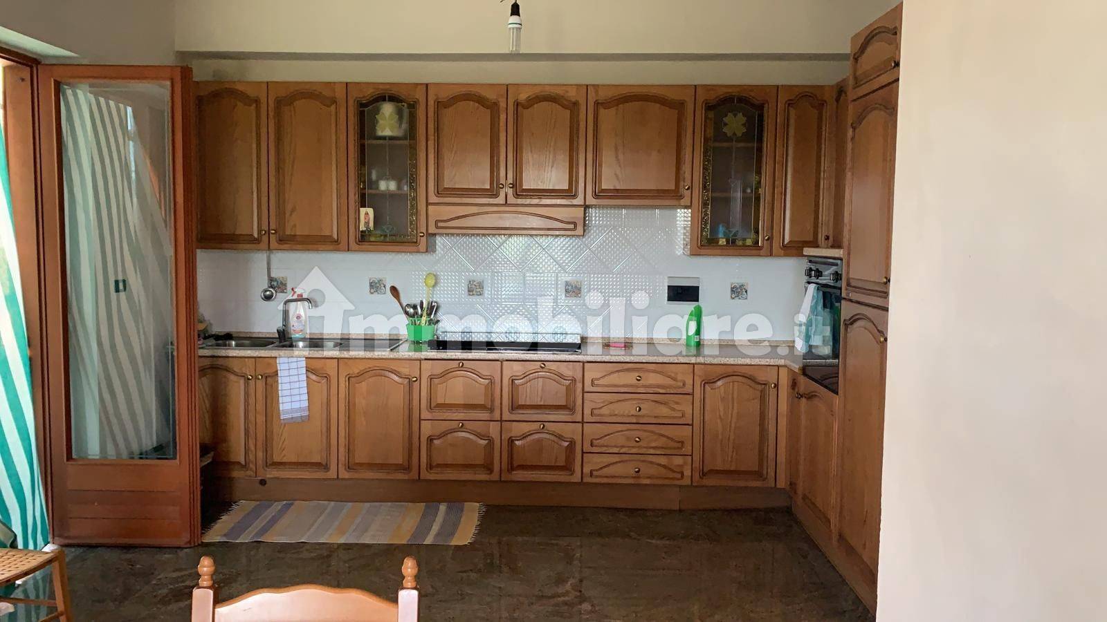 Quadrilocale viale Magna Grecia, Bova Marina