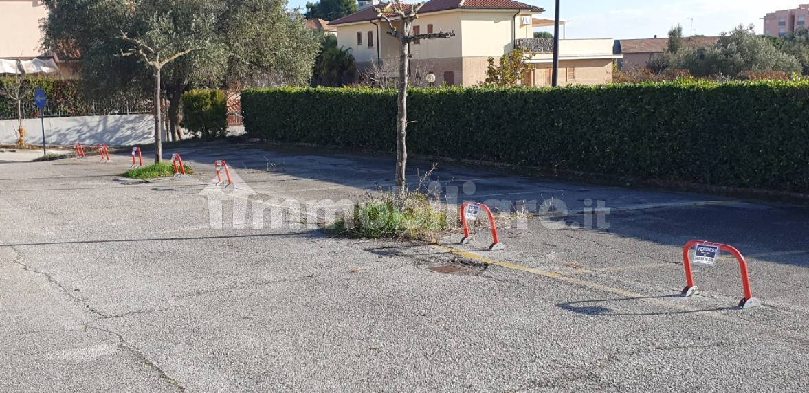 Posto auto - moto in Vendita