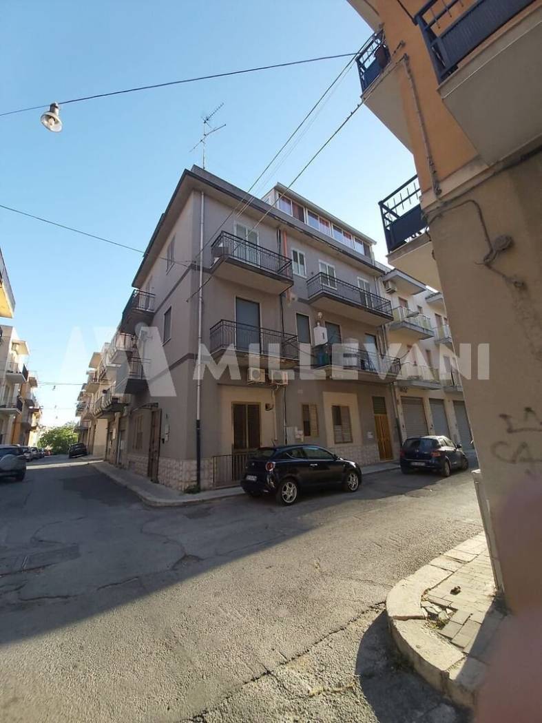 Appartamento via Mendel, Centro, Scicli